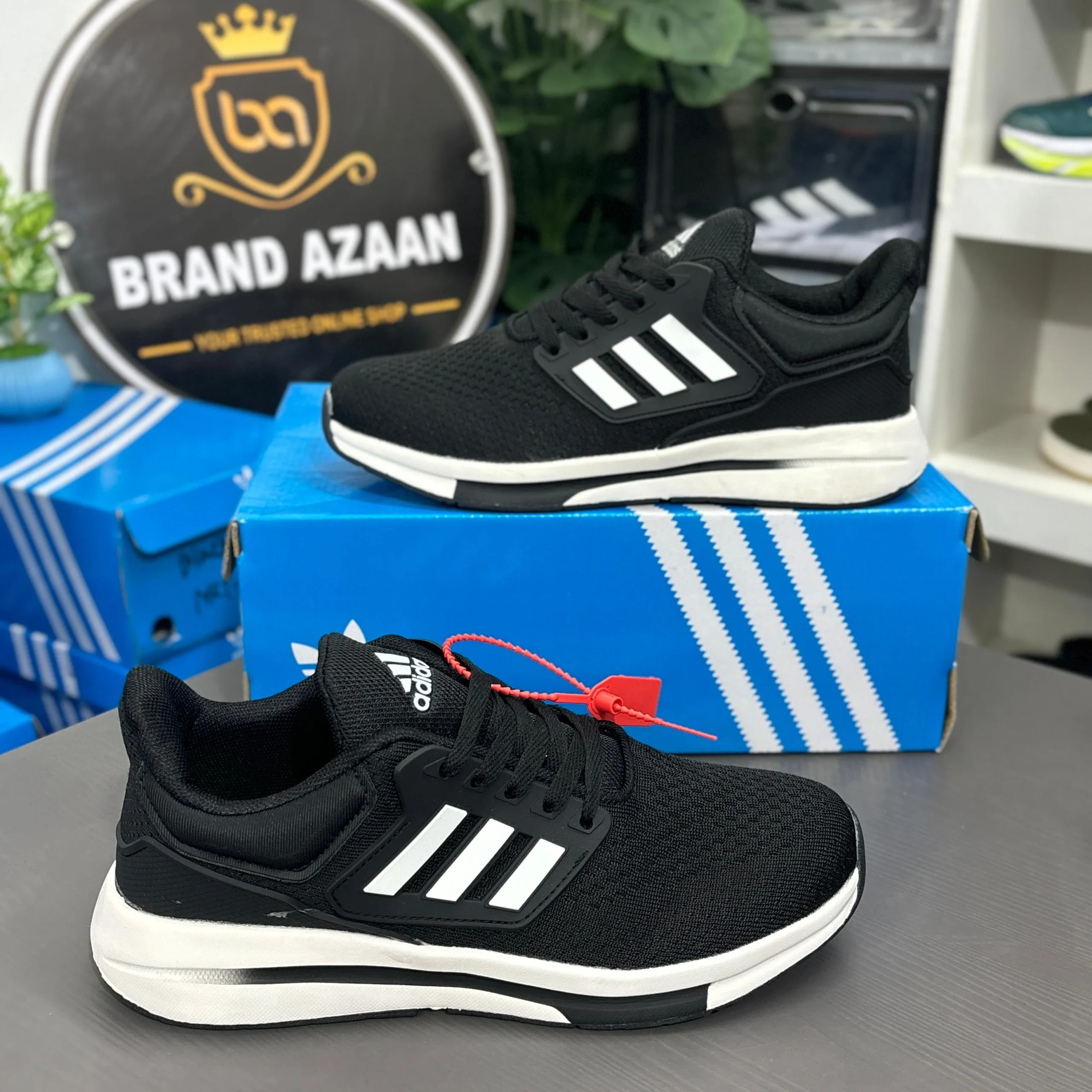 Adidas Best Quality Running Shoes - Brand Azaan